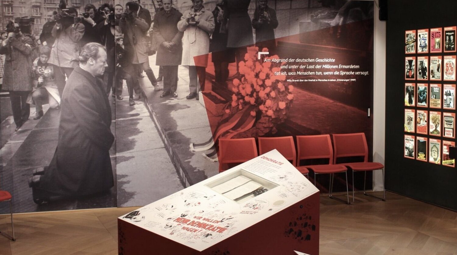 Willy Brandt und der Warschauer Kniefall | Bundeskanzler Willy Brandt ...